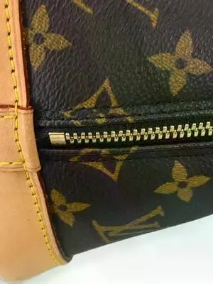 LOUIS VUITTON 2004 Monogram Alma Handbag