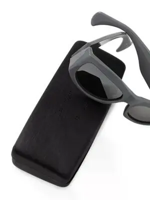HELIOT EMIL Tinted Logo Plaque Sunglasses