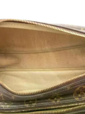 LOUIS VUITTON 2004 Monogram Reporter Pm Crossbody Bag