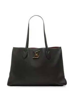 LOUIS VUITTON 2021 Leather Lockme Shopper Tote Bag - Black