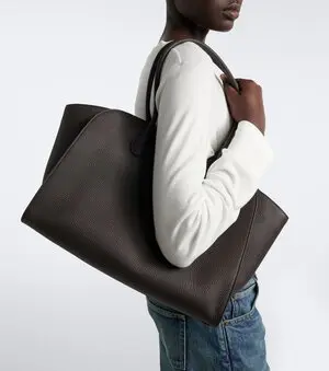 THE ROW Marlo 14 Leather Tote Bag