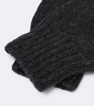 THE ROW Pleon Cashmere Gloves