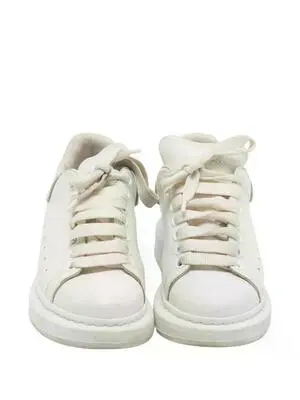 Alexander McQueen Oversized Sneakers With Holographic Heel Counter - White