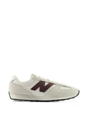 NEW BALANCE 471 Logo-patch Sneakers - Neutrals