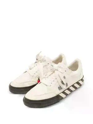 Off-White Vulcanized Arrow-patch Sneakers - White