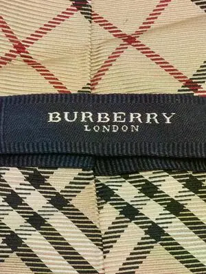 Burberry Check Patterned Silk Tie - Neutrals
