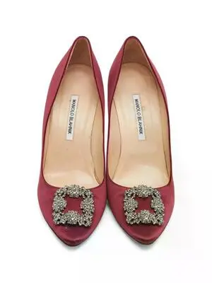 Manolo Blahnik Hangisi Crystal-buckle Pumps