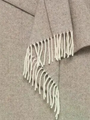 FILERIA Herringbone-pattern Fringed Scarf