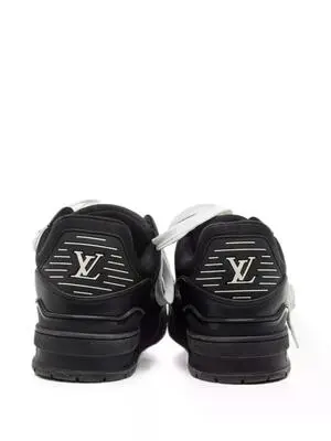 LOUIS VUITTON Trainer Sneakers