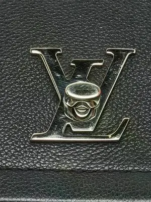 LOUIS VUITTON 2016 Lockme Ii Turn-lock Shoulder Bag