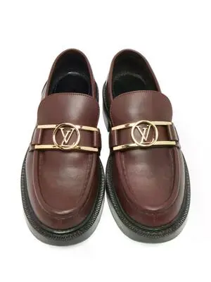 LOUIS VUITTON Academy Circle Loafers