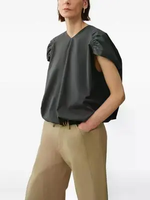 LESS O-silhouette Blouse - Grey