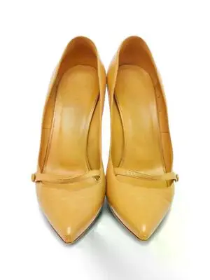 Gucci Pointed-toe Strap Pumps - Neutrals