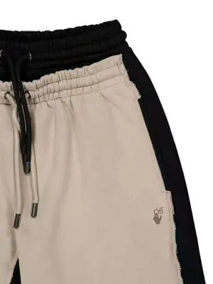 Off-White Cotton Sweatshorts With Arrow Print