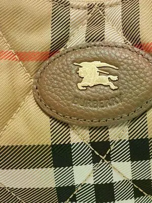 Burberry Horseshoe Quilted Shoulder Bag