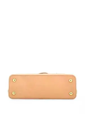 LOUIS VUITTON Capucines Resin Chain Bag Leather Mm Shoulder Bag