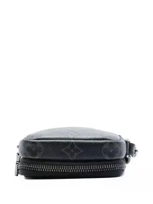 LOUIS VUITTON 2020 Monogram Eclipse Reverse Double Phone Pouch Crossbody Bag