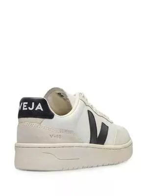VEJA V-90 Logo-patch Sneakers