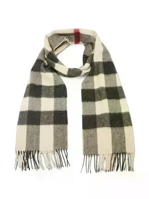 Burberry Nova Check Fringed Scarf