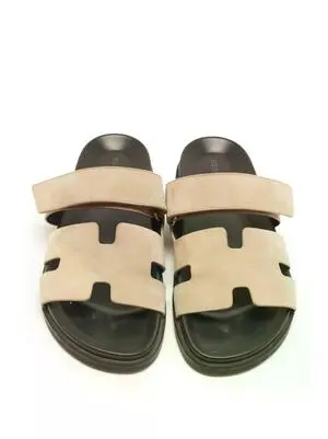 Hermès Chypre Suede Sandals - Neutrals
