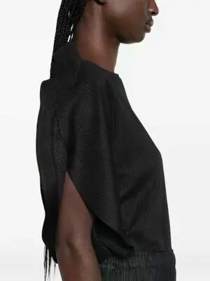 Issey Miyake Pleated Cape-sleeve T-shirt