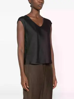 Imperial V-neck Sleeveless Blouse
