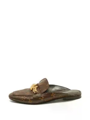 LOUIS VUITTON Monogram Canvas Mules With Gold-tone Chain Link - Brown