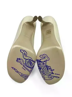 Burberry Round-toe Pumps