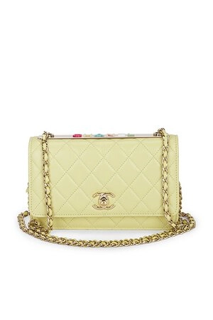 Chanel Lambskin Trendy Cc Wallet On Chain - Yellow