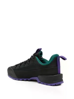 The North Face Grid-patterned Panelled Sneakers - Black