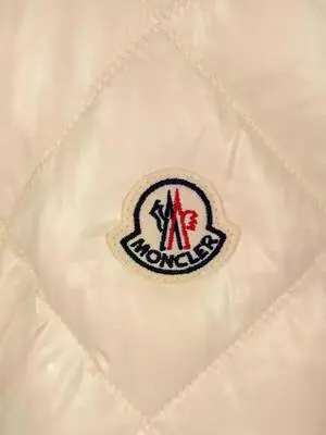 Moncler Lavaret Short Down Jacket