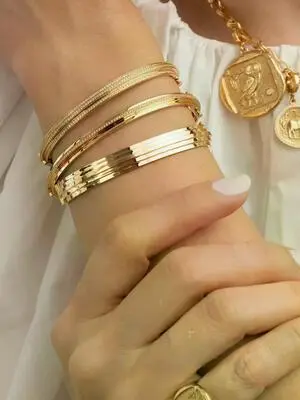 AZLEE Diamond Staircase Bangle Bracelet