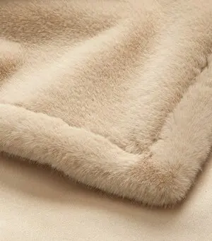 YVES DELORME Frisson Neige Throw