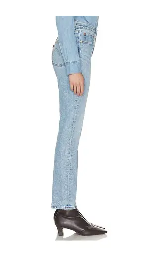LEVI'S 501 Straight Jeans In . Also