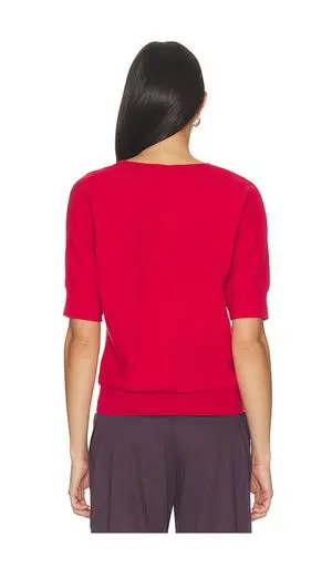 ARTLESS Logan Top In . Also