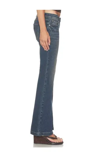 Abrand Denim 00 Kick Jeans In . Also
