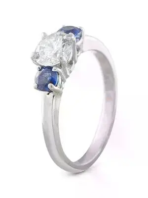 LB EXCLUSIVE Three-stone Ring