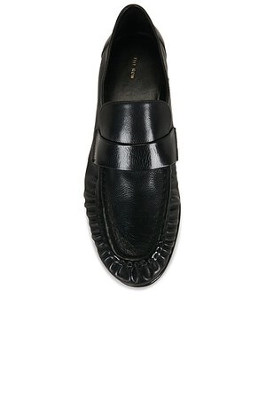 THE ROW Soft Loafer - Black