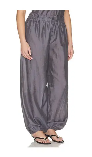 L'academie Harmi Pant In . Also