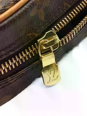LOUIS VUITTON 2002 Amazon Monogram Crossbody Bag