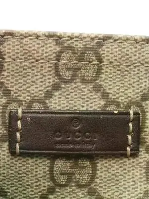 Gucci Gg Supreme Shoulder Bag