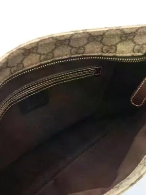 Gucci Gg Supreme Cross Body Bag