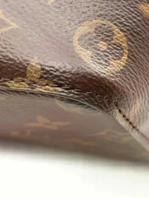 LOUIS VUITTON Monogram Canvas Neoné Shoulder Bag - Brown