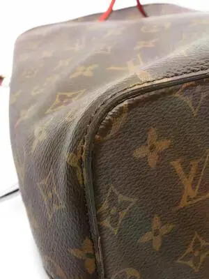LOUIS VUITTON Neonoe Monogram Bucket Bag