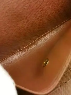 LOUIS VUITTON 2008 Portefeuille International Wallet