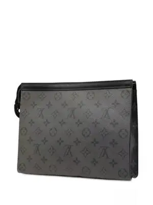 LOUIS VUITTON Monogram Eclipse Reverse Pochette Voyage Mm Clutch Bag