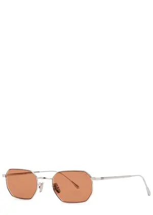 EYEWEAR