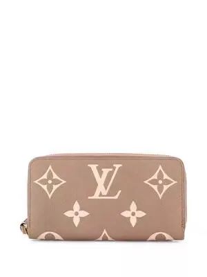 LOUIS VUITTON Zippy Wallet Bicolor Monogram Empreinte Giant Small Wallets - Neutrals