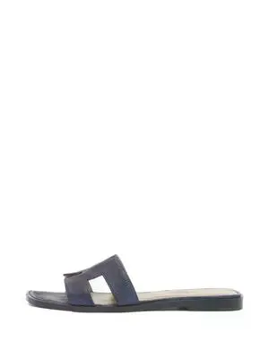 Hermès Oran Flat Leather Sandals - Blue