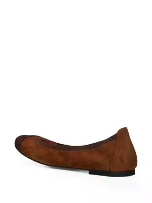 Pretty Ballerinas Nicole Cap-toe Ballet Flats